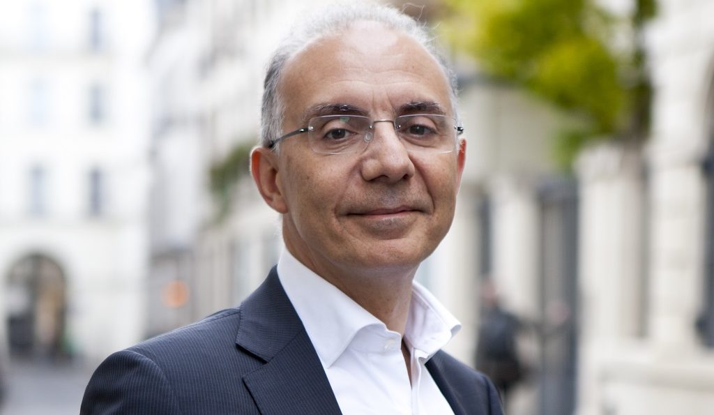 Biographie - Serge Hayat - Tout sur sa vie et ses activités